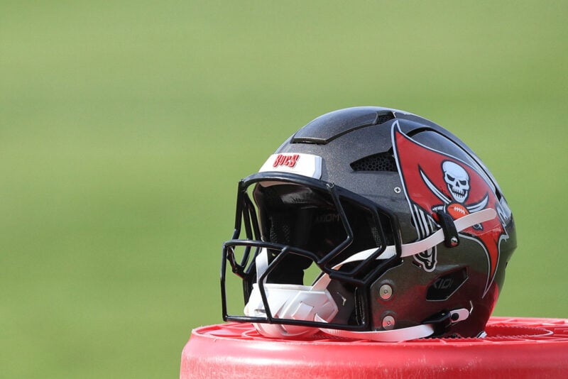 Bucs Swap Specialists In Latest Roster Move